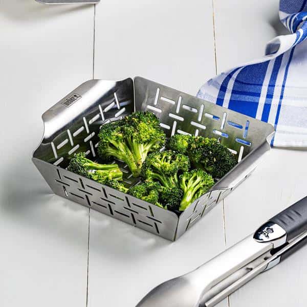 Weber Deluxe Grilling Basket | Hy-Vee Aisles Online Grocery Shopping
