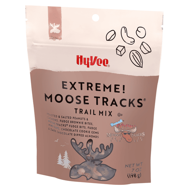 Hy-Vee Extreme! Moose Tracks Trail Mix 7 oz | Hy-Vee Aisles Online ...