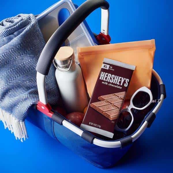 HERSHEY'S Milk Chocolate XL, Candy Bar | Hy-Vee Aisles Online Grocery ...